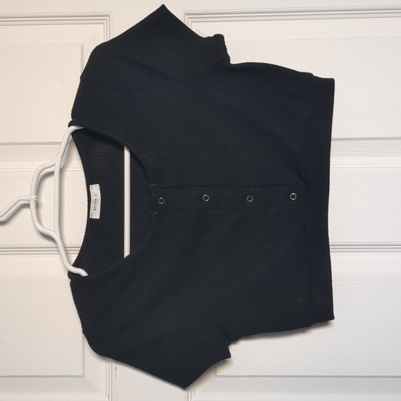 Better Be | Tops | Jrs Small Crop Top | Poshmark